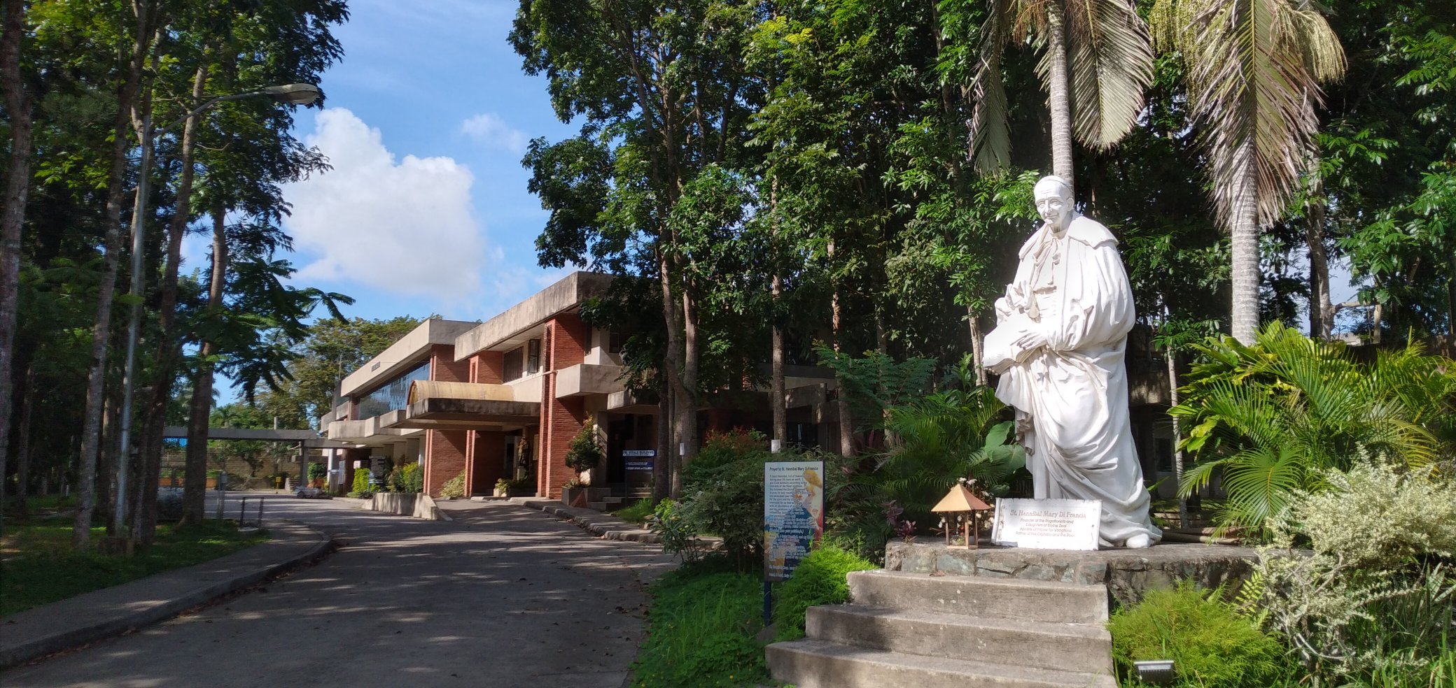 Rogationist College